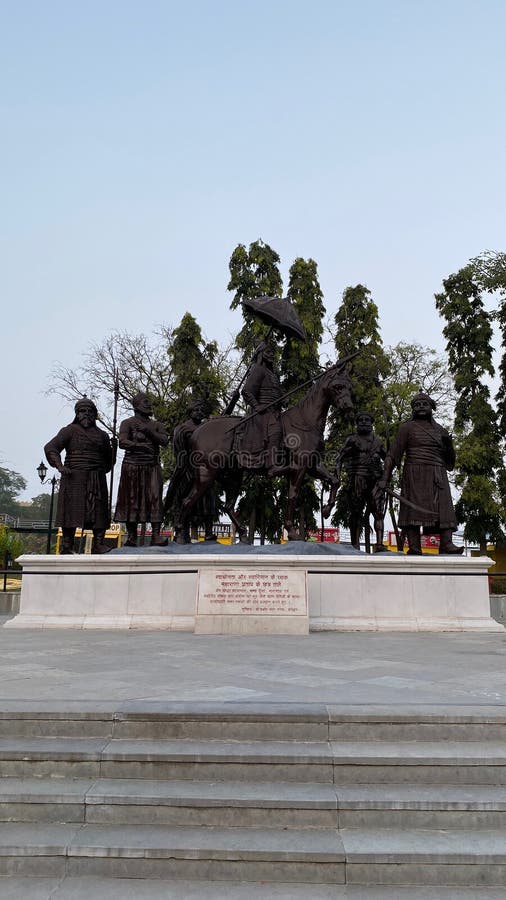 MahaRana Pratak Statue in Udaipur, India Editorial Stock Photo - Image ...