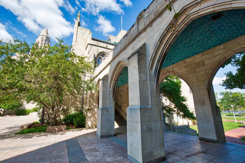 BU Boston University Entrance Stock Photo - Image of bachelor, nobel ...