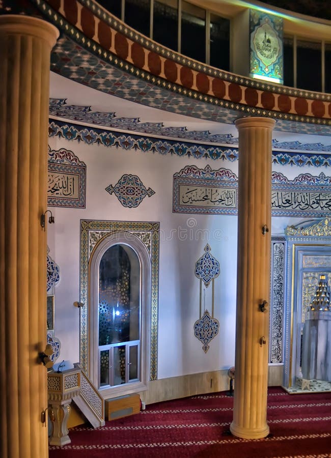 The main city mosque editorial photography. Image of cupola - 59491592