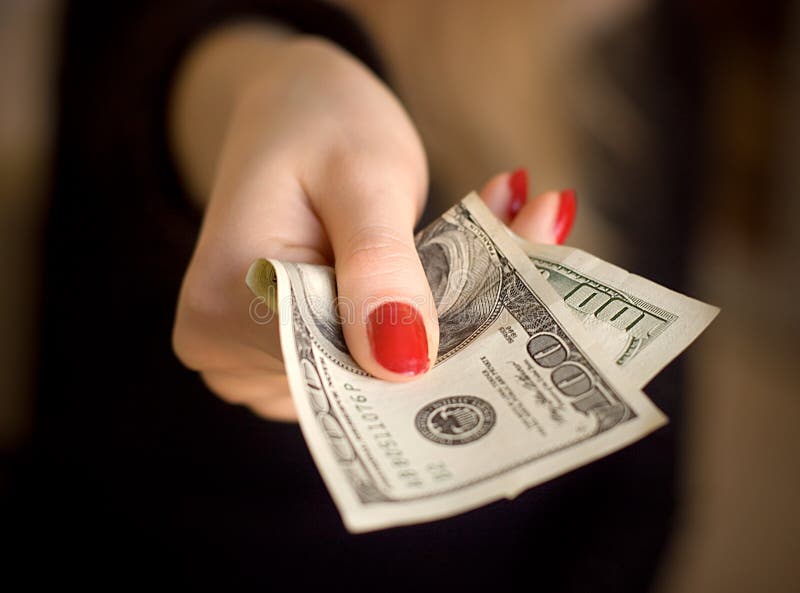 Main De Femme Donnant L'argent Photo stock - Image du dollar ...
