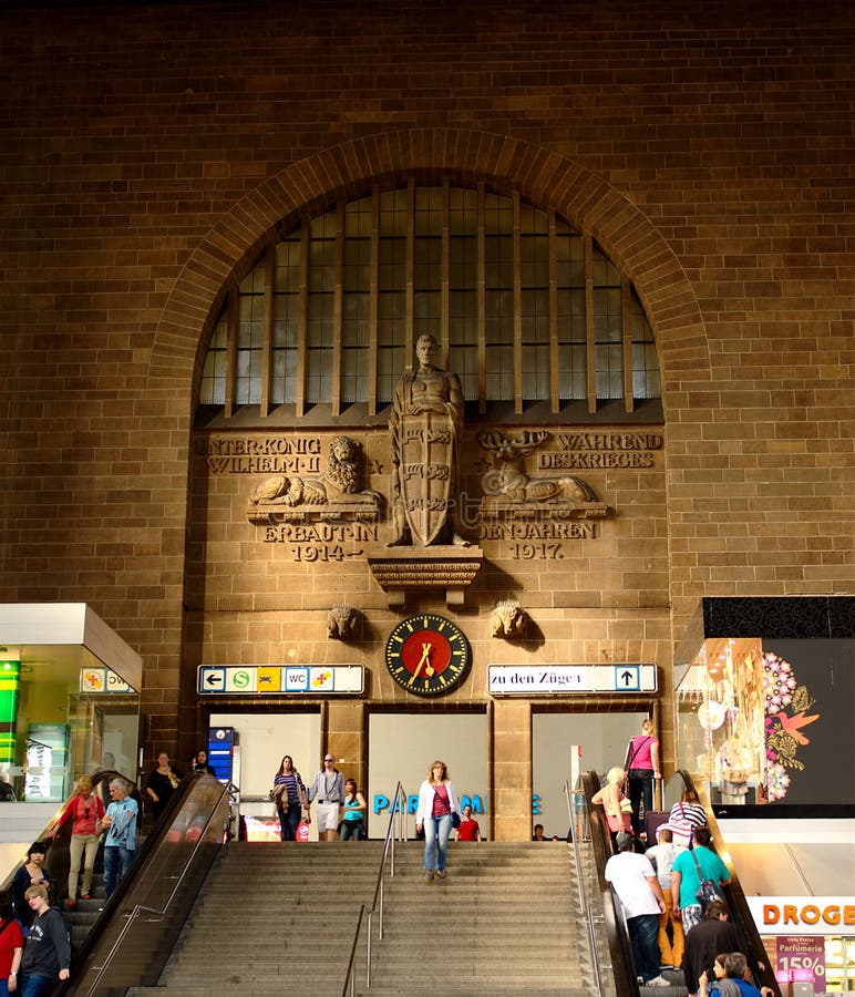 Main Entrance of Stuttgart S Central Station Editorial Photography ...