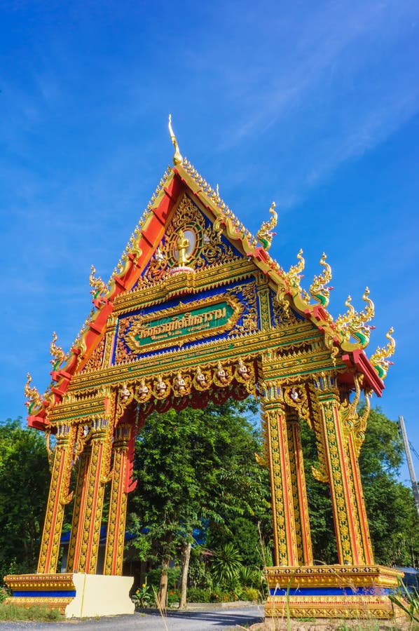 Main Gate of Wat PhuTonUTidSitThaRam Temple in Surat Thani,thailand ...