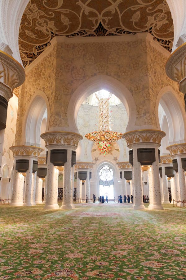 Interiors of Sheikh Zayed Mosque, Abu Dhabi Stock Image - Image of door ...