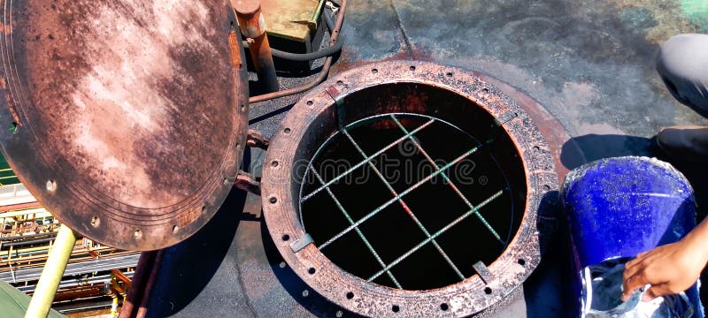 Main Hole Storage Tank in the Oil and Gas Industry Stock Image - Image ...