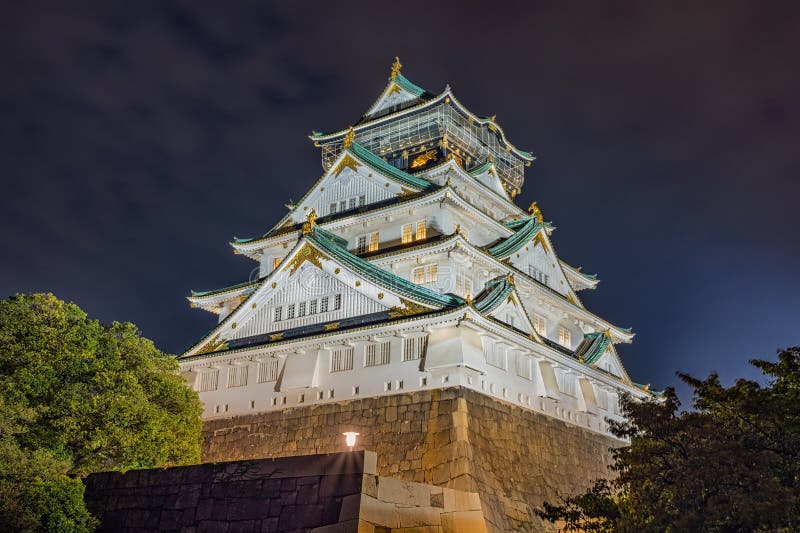 The Main Keep of the Osaka Castle in Osaka, Japan Stock Photo - Image ...