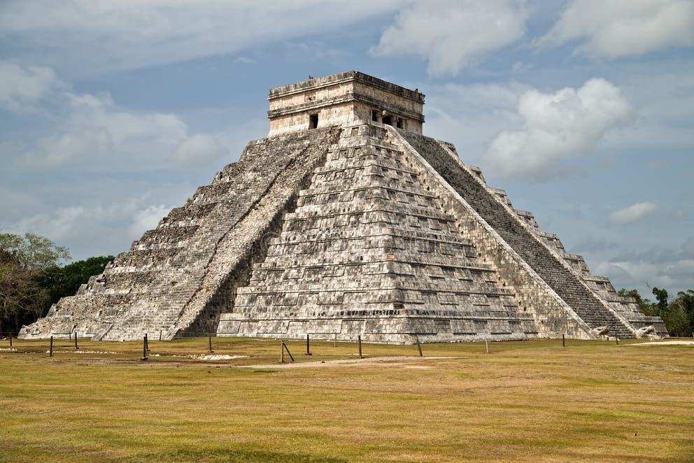 The Main Pyramid of Chichen Itza Stock Photo - Image of mexico ...
