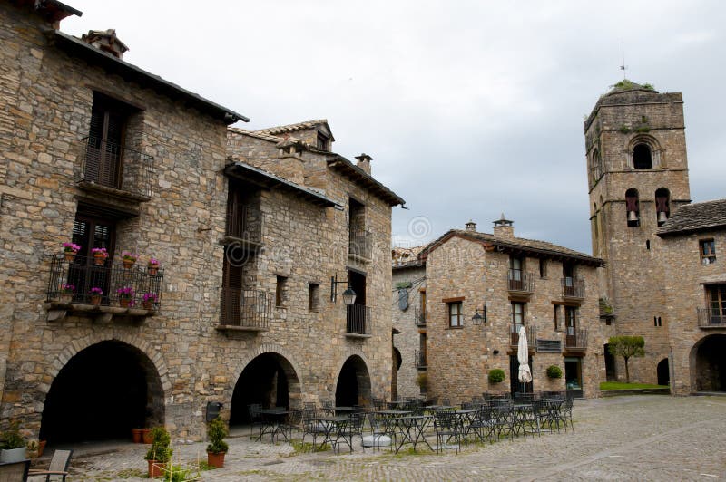 Main Square - Ainsa - Spain Stock Image - Image of beautiful, huesca ...