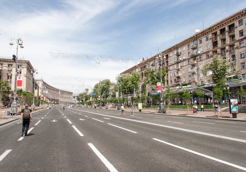 Main Street - Kreshatik in Kiev Editorial Photo - Image of ...