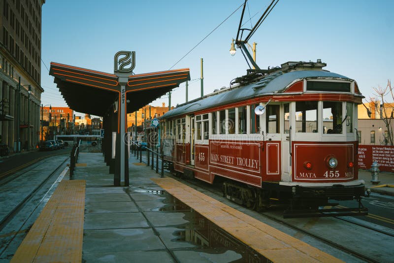 Main Street Trolley, Memphis, Tennessee Editorial Stock Photo - Image ...