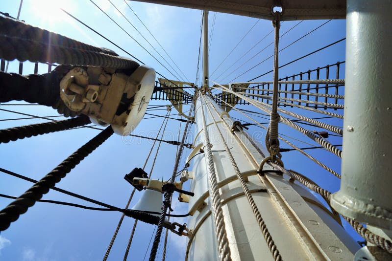 Mainmast stock photo. Image of equipment, deck, heritage - 67527726