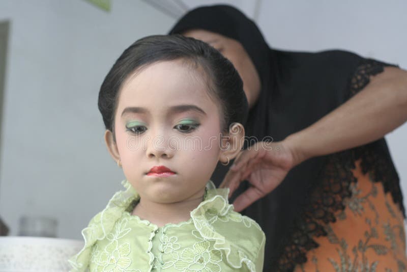 CHILDREN in CULTURE MAKEUP and DRESS JAVA Editorial Stock Photo - Image ...
