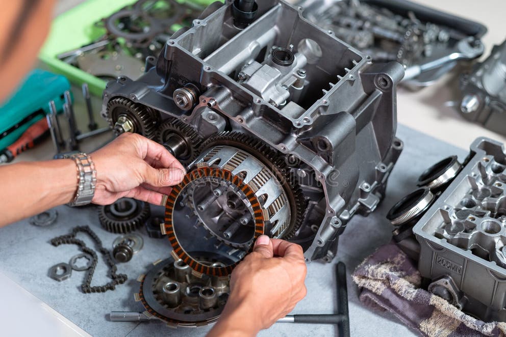 Maintenance of Clutch Plate Replacement Stock Image - Image of intake ...