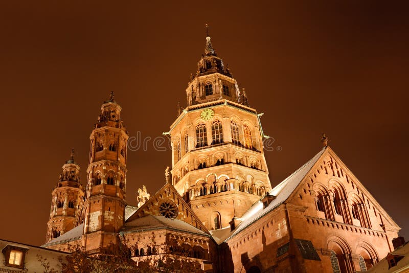 Mainz Cathedral (Mainzer Dom) on a Winter S Night Stock Image - Image ...