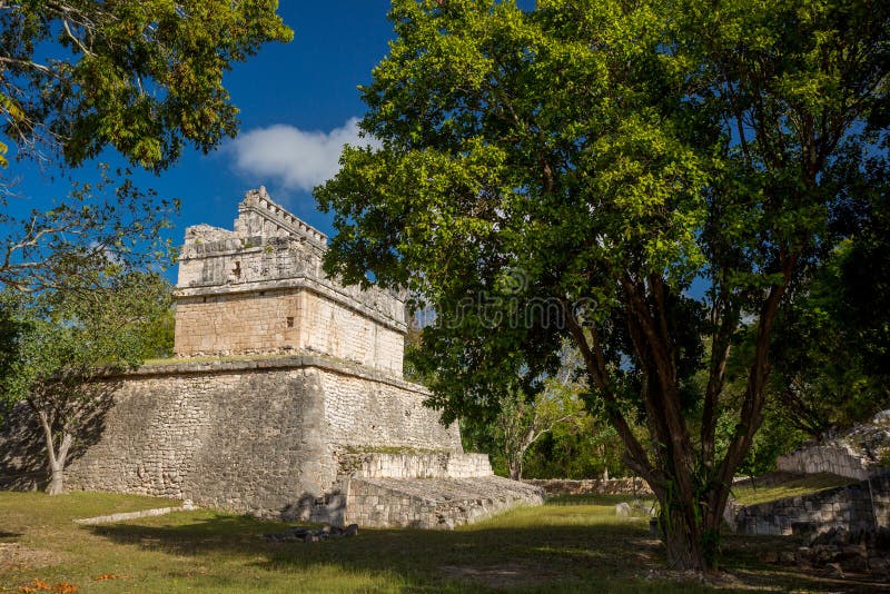 Le Casa Colorada La Maison Rouge. Le Site Archéologique Chichen Itza D ...