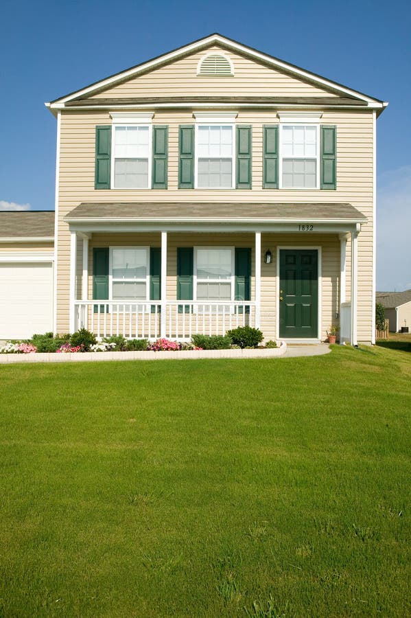 Maison simple photo stock. Image du population, photographie - 23180318