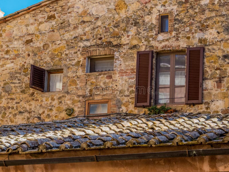 Maison Traditionnelle Toscane En Italie Image stock - Image du italie ...