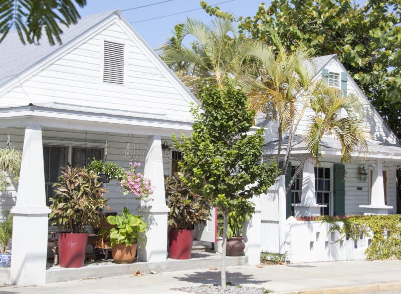 Maisons de Key West image stock. Image du tropical, floride - 52393349