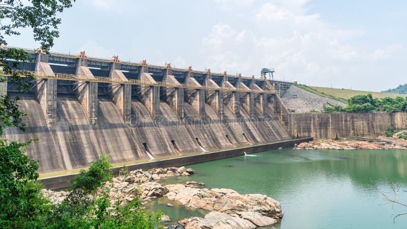 Maithon Dam, Dhanbad, Jharkhand Stock Photo - Image of corporation ...