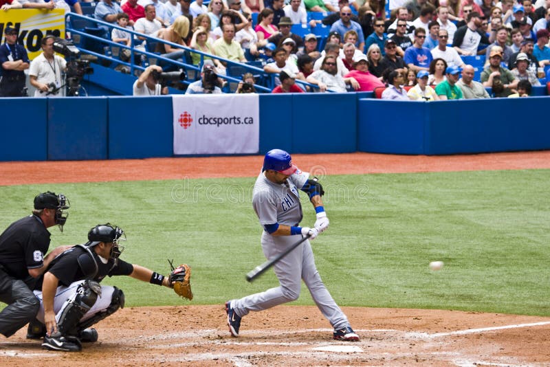 Major League Baseball: Swingin at a Pitch Editorial Image - Image of ...