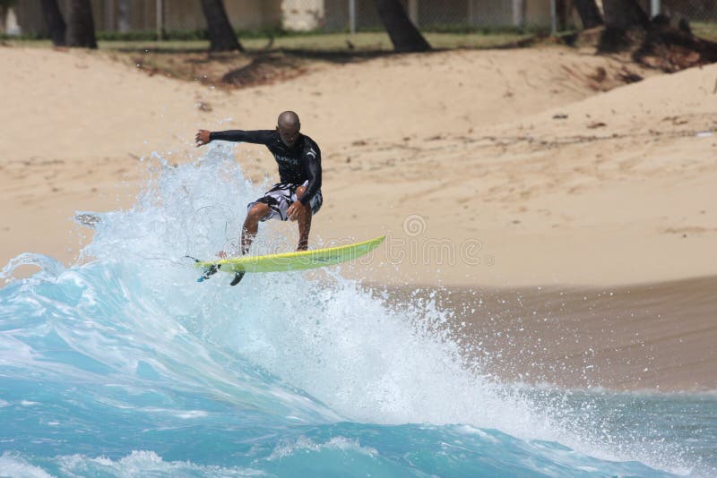 Makaha Surf editorial photography. Image of event, move - 8669642