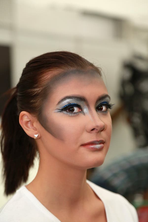 Make-up redaktionelles bild. Bild von welt, frauen, mädchen - 34533160