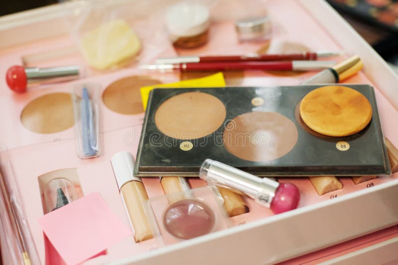 Make up kit stock image. Image of facial, multicolor - 31471165