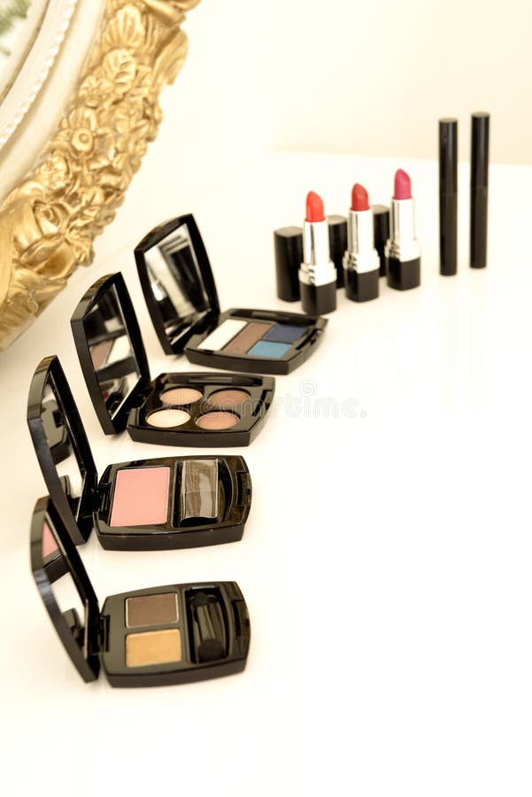 Make up Kit set stock image. Image of gloss, detail, hygiene - 38618897