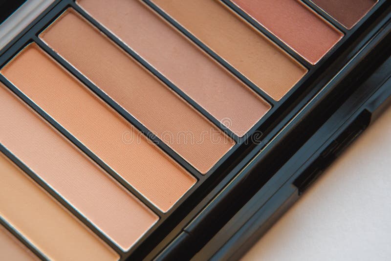 Make Up Palette Set. Professional Multicolor Eyeshadow Palette. Makeup ...