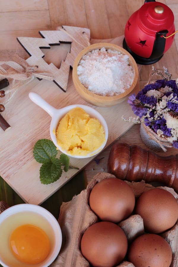 Maken Van Ei Scherp is Heerlijk En Ei Stock Foto - Image of heerlijk ...