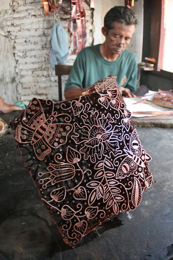 Making batik stamp editorial image. Image of making, indian - 31225990