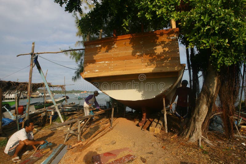 Making boat editorial photo. Image of fish, recreation - 42192916