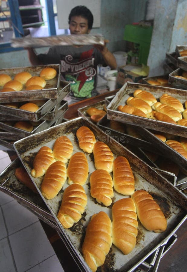 Making bread editorial stock photo. Image of making, asia - 32542148
