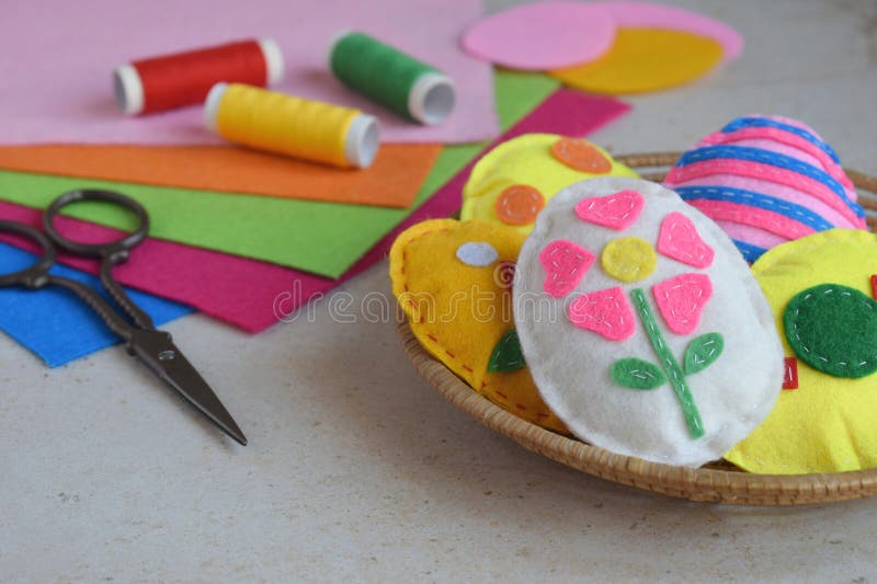 Making Handmade Easter Eggs from Felt with Your Own Hands. Childrens ...