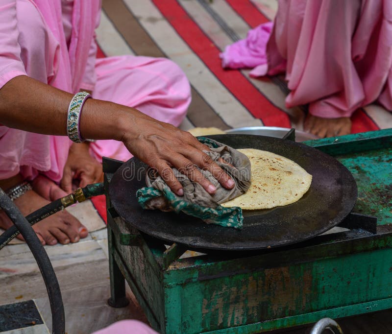 Making Roti Bread at Local Restaurant Stock Image - Image of bread ...