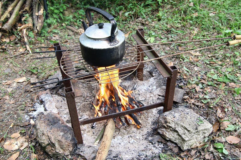 Making Tea on the Camp Fire Stock Image - Image of teapot, fire: 74000979