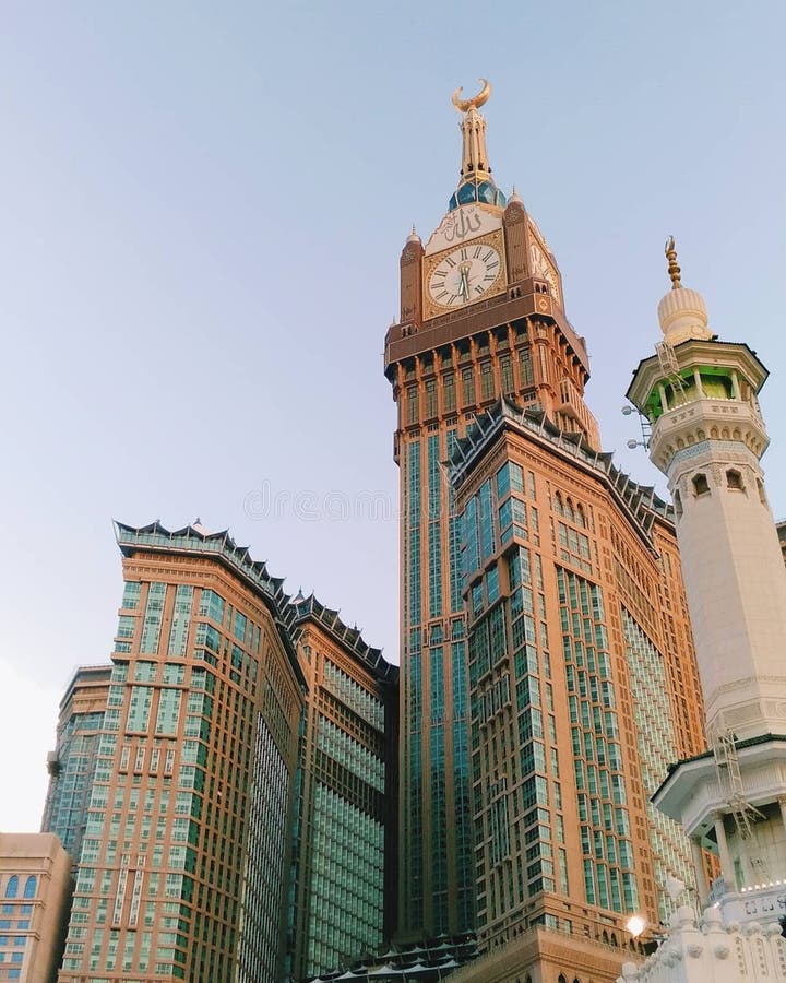 Makkah Clock Royal Tower stock photo. Image of buildings - 272916102