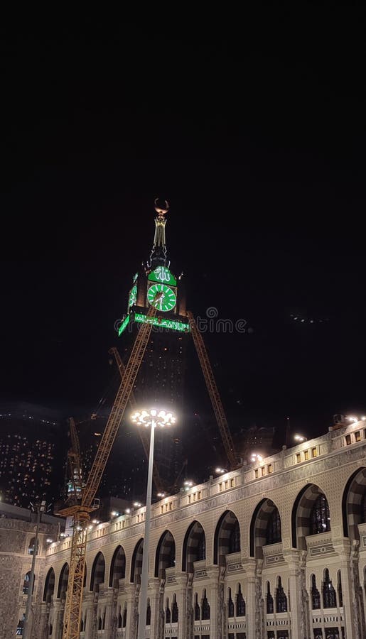Makkah Royal Clock Tower editorial image. Image of building - 261827110