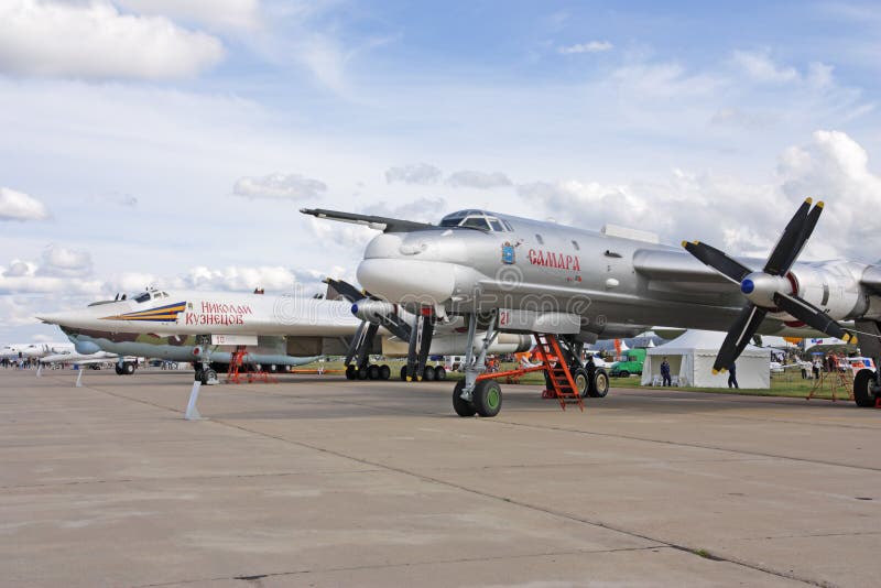 Maks 2009 editorial stock photo. Image of missile, carrier - 17458383