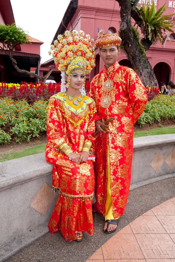 Malaysian Folklore Dance editorial photography. Image of dance - 5725142