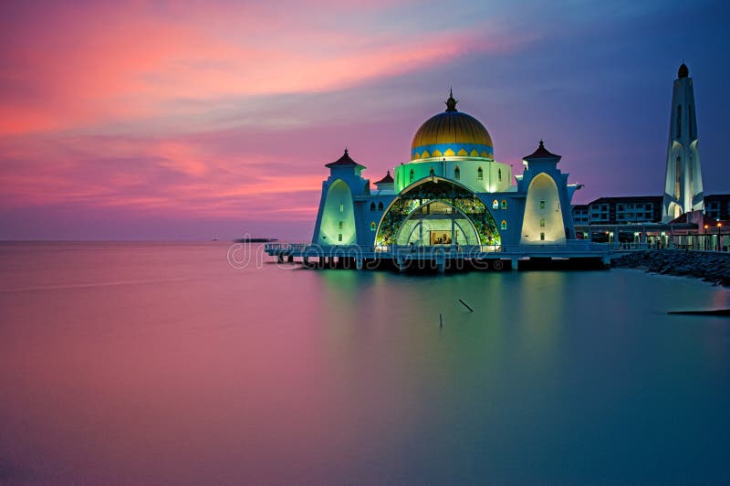 Floating Mosque of Malacca Straits Stock Photo - Image of silhoutte ... Floating Mosque of Malacca Straits Stock Photo - Image of silhoutte ...