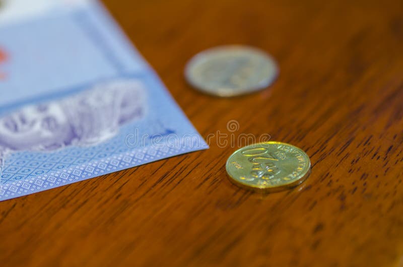 Malaysian Ringgit Coins and Notes Stock Image - Image of fifty, finance ...