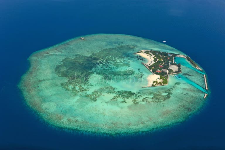 Maldives island stock photo. Image of green, coco, house - 19419532