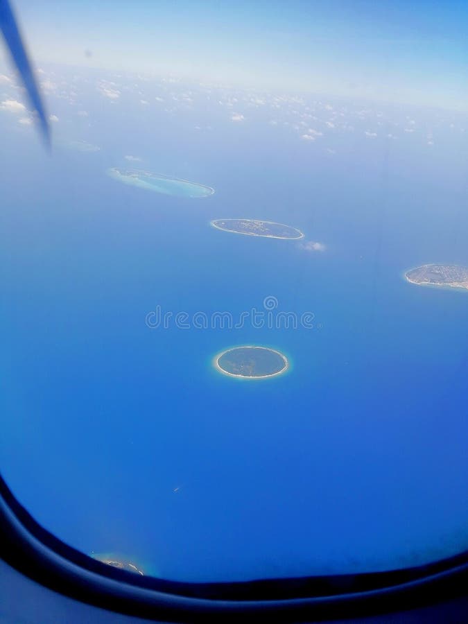 Maldives Islands from Above Stock Image - Image of bluesky, maldives ...