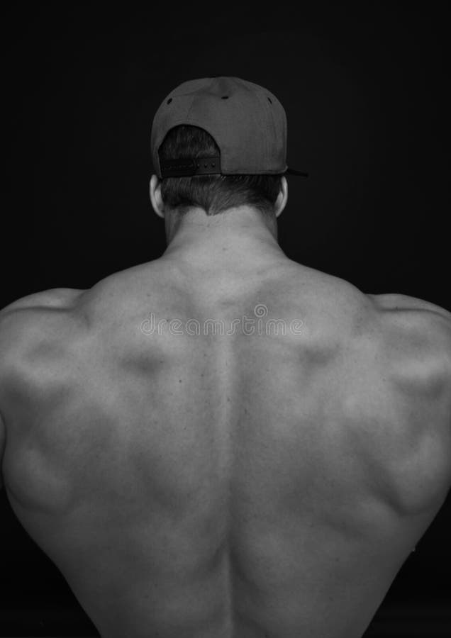 Photos of Model in Image ID 193979227 by Vishstudio