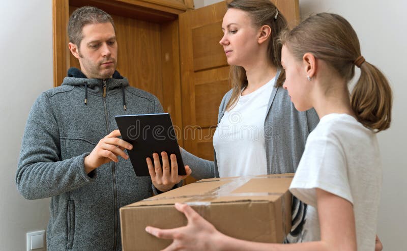 Parcel delivery service stock image. Image of parcel - 181946909
