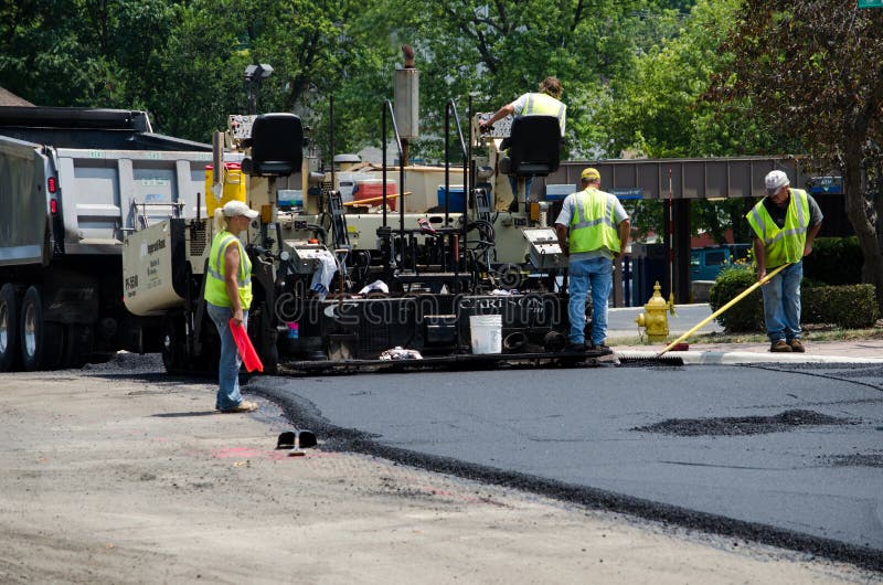 Road Workers Raking Hot Asphalt Editorial Photo - Image of ...