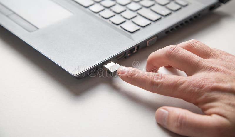 Male Hand Connecting Usb Stick To Laptop Stock Illustration ...