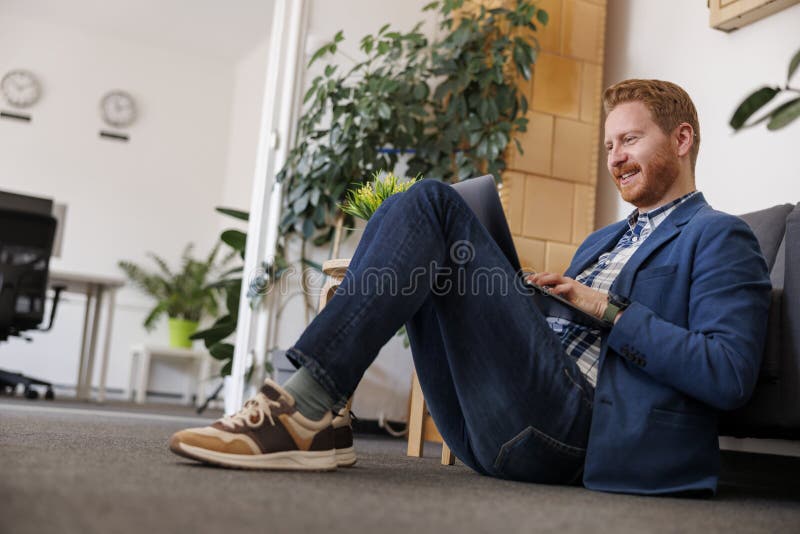Software Developer Stressed Out Stock Photo - Image of keyboard, head ...