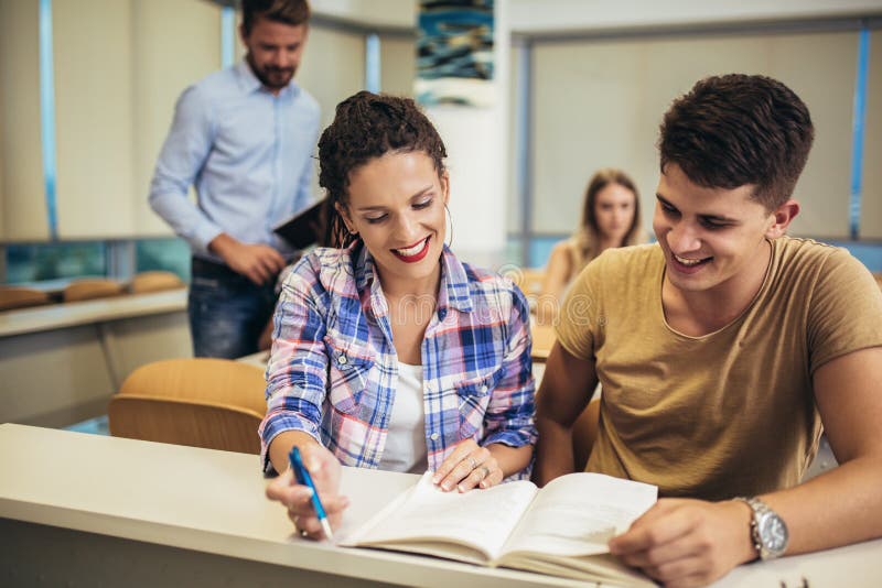 Teaching in University. University Education. Knowledge Transfer ...