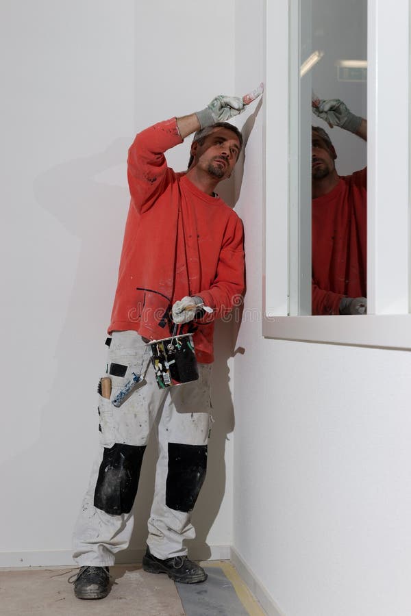 Maler bei der Arbeit stockfoto. Bild von fremdfirma, gebäude - 21643902